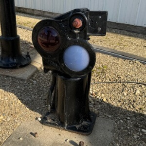 Display Signal - Dwarf Semaphore 3 - Illinois Railway Museum