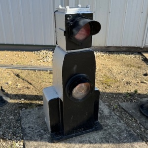 Display Signal - ex-CUT Dwarf Searchlight - Illinois Railway Museum