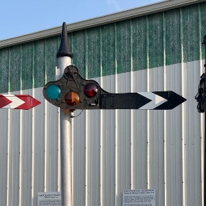 Display Signal - ex-GN Semaphore - Illinois Railway Museum