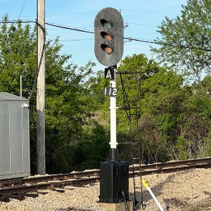 Main Line - Signal 112 - Illinois Railway Museum