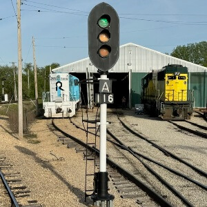Main Line - Signal 116 - Illinois Railway Museum