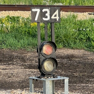 Streetcar Line - Signal 734 - Illinois Railway Museum