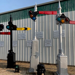 Display Signal - ex-SP Semaphore - Illinois Railway Museum
